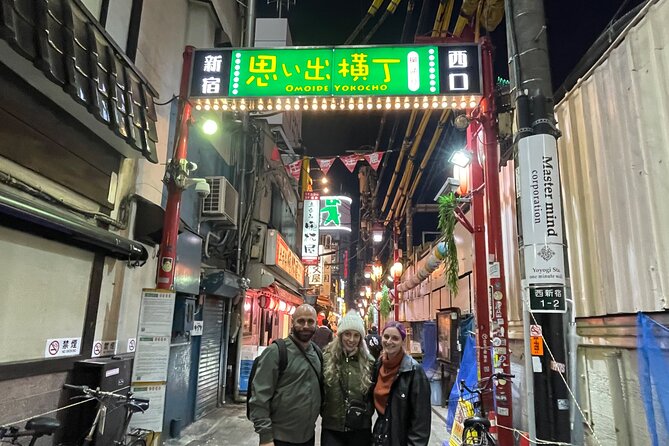 KABUKICHO DEEP TOUR + DINNER & BAR HOP W/Local Certified Guide - Meeting and Pickup Information