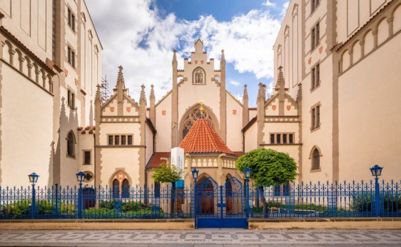 Kafka in Prague's Jewish Quarter and Old Town Private Tour - A Closer Look at the Tour Experience