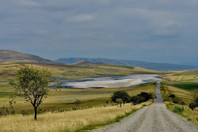 Kakheti: David Gareji Sighnaghi Bodbe & Rainbow Mountains - Bodbe