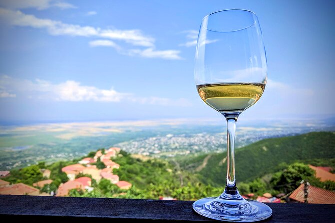 Kakheti Gems: Rainbow Mountains, Gareji & Signagi Private Tour - Kakhetian Lunch and Wine Tasting