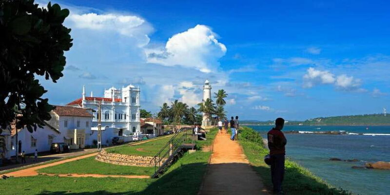 Kalutara: Turtle Hatchery Visit, Boat Safari, and Galle Tour - Transportation and Guide: Comfort and Insight
