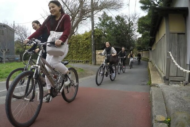 Kamakura Heritage Bike or Walk Tour With Ex-Rickshaw Guide - Additional Information