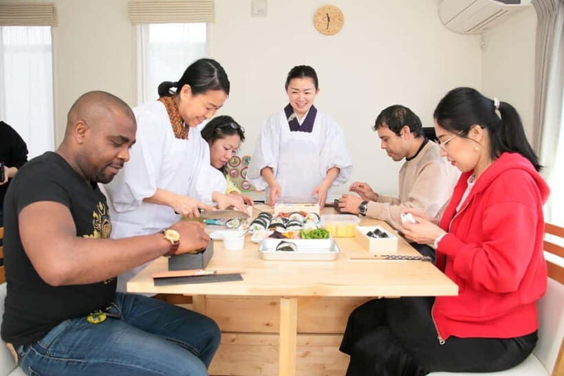 Kamakura: Sushi Roll Bento Cooking Class - Key Points