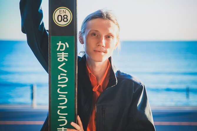 Kamakura Tour With Pro Photographer: Anime Train & Fuji Sunset - Capturing the Perfect Portraits