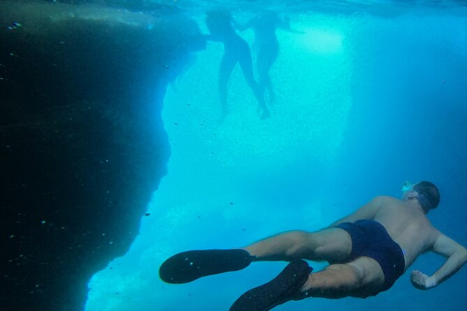 Kamenjak Nature Park: Kayak Tour With Snorkeling & Cave Exploring - Discovering the Wonders of Snorkeling