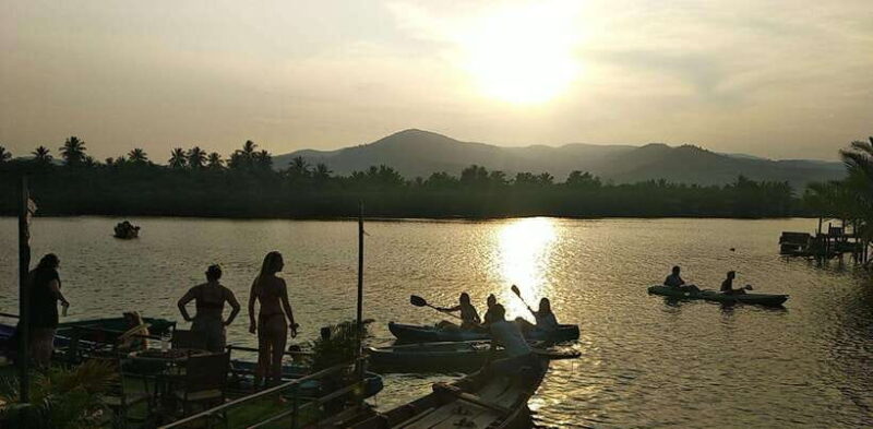 Kampot: Countryside, Pepper Farm and Kayak Tour with Lunch - Kayaking and Riverside Relaxation