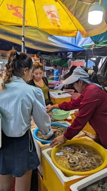 Kampot Pepper and Salt Field, Secret Lake, Kep &Crab Market - Visiting the Organic Pepper Farm