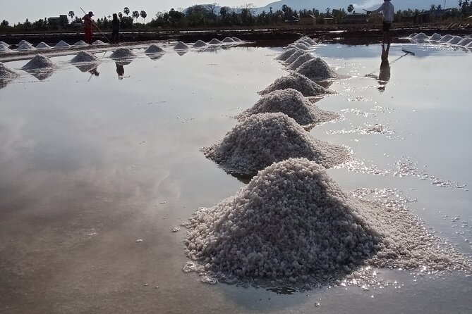 KAMPOT- Pepper farm .Cave . Secret Lake & salt fields - Discover the Quiet Charms of Kampot on an Authentic Day Tour