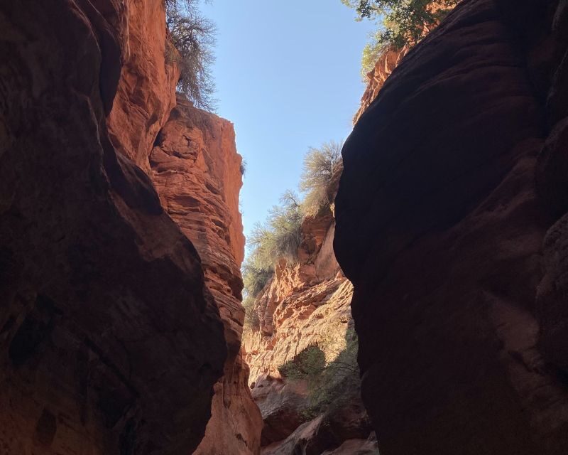 Kanab: Red Canyon Off-Road Jeep and Hiking Tour - The Sum Up