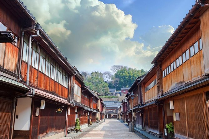 Kanazawa Half Day Private Tour: Local Highlights & Hidden Gems - Traveler Experiences and Testimonials