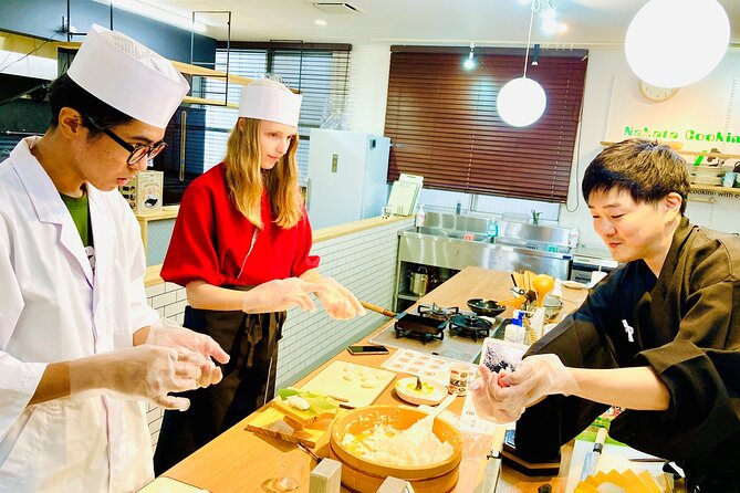 Kanazawa: Osaka Expo Approved Sushi & Japanese Cooking Class - Key Points