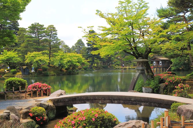 Kanazawa Private 1 Day/Photoshoot by Professional Photographer - Pricing and Booking Details