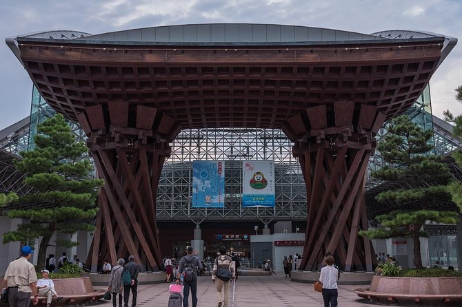 Kanazawa Private Customizable Full Day Tour - Exploring the Attractions in Kanazawa