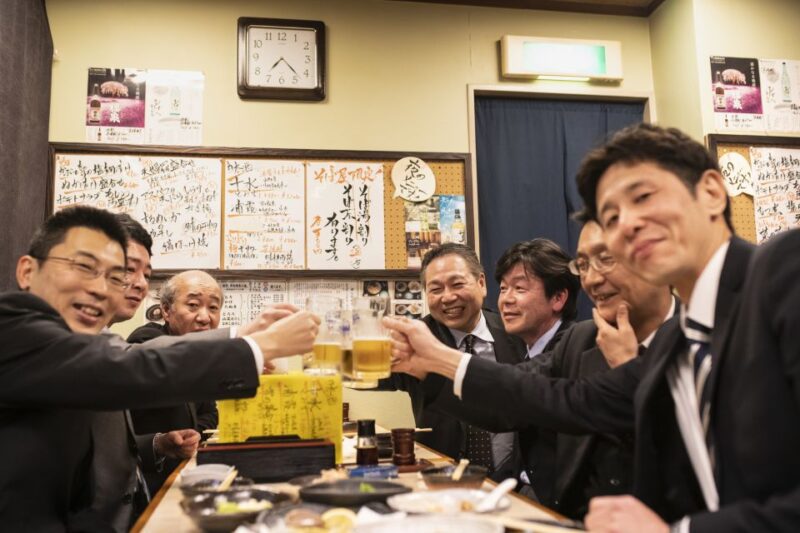 Kanazawa: Private Food Tasting Walking Tour - Indulging in Kanazawas Iconic Treats