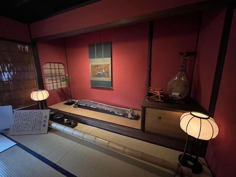 Kanazawa: Samurai, Matcha, Gardens and Geisha Full-Day Tour - Immerse in the Beauty of Kenroku-en Garden