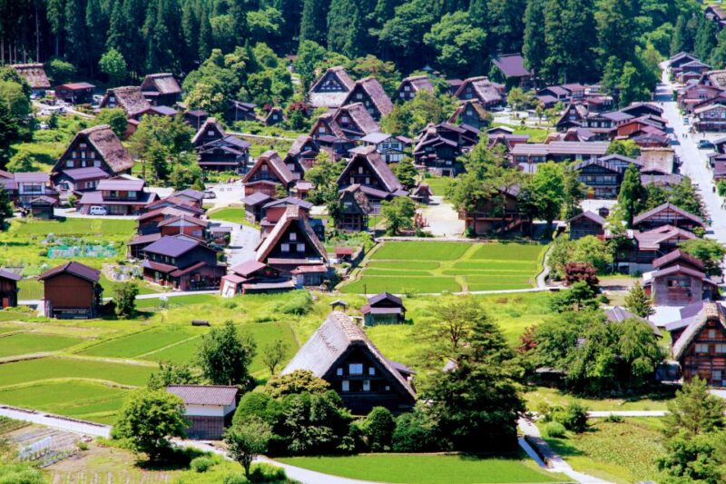 Kanazawa to Shirakawago: Half-Day Tour - Convenient Access