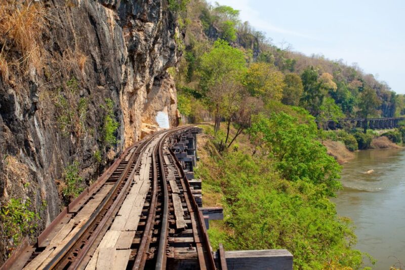 Kanchanaburi River Kwai & Hellfire Pass Private Tour - Key Points