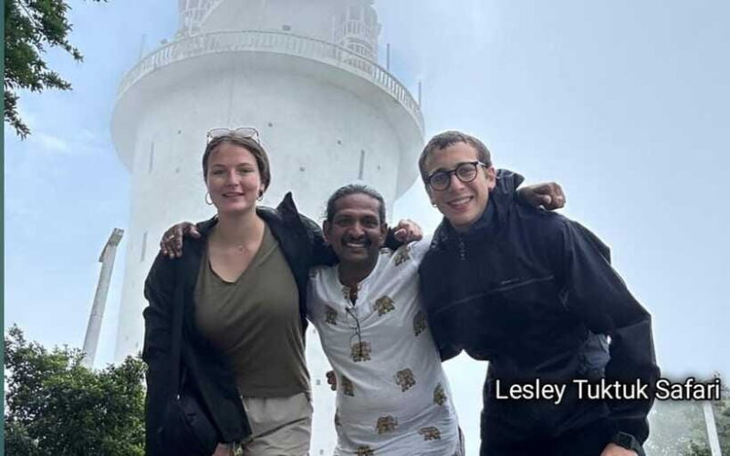 Kandy ; Ambuluwawa Tower Day Tour By Tuk Tuk - FAQ