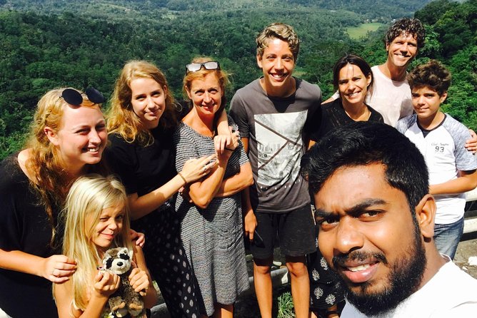 Kandy City Tour and day trip private luxury car and van - The Sum Up