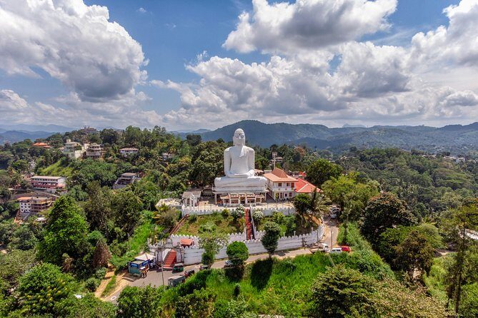 Kandy City Tour from Habarana - Practical Considerations
