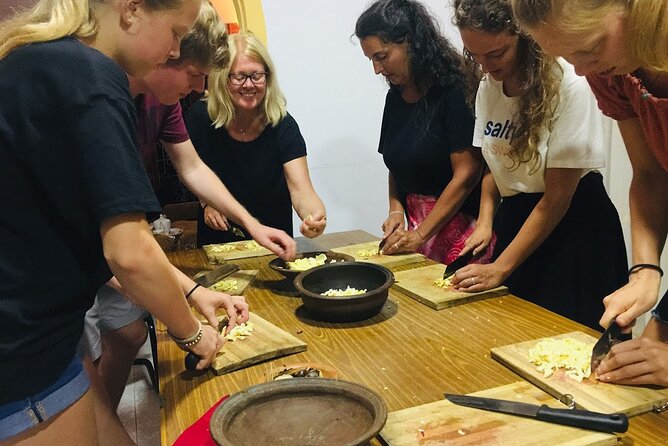 Kandy Cooking Class by Best Kandy Kitchen - Discover the Heart of Sri Lankan Cooking with Best Kandy Kitchen