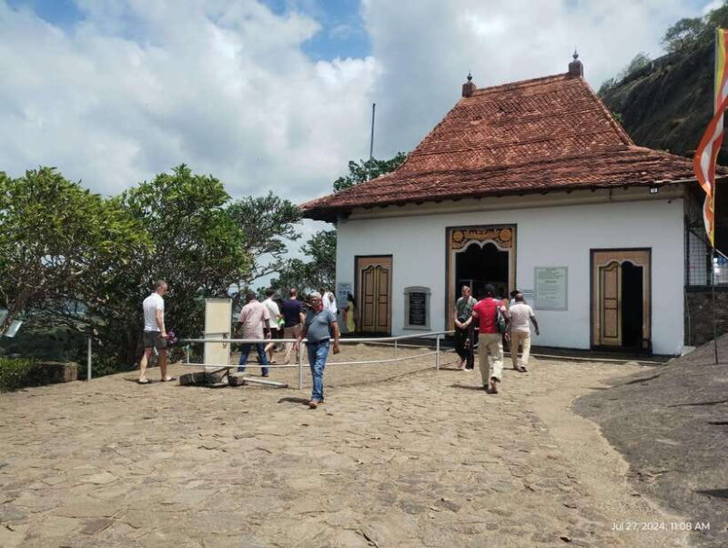 Kandy; Day trip to Sigiriya & Dambulla caves - Key Points