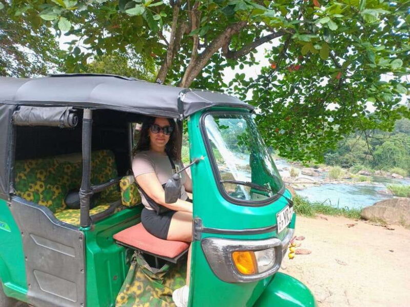 Kandy: Discover the City on a Private Guided by Tuk Tuk Tour - A Day That Combines Iconic Sights and Scenic Beauty