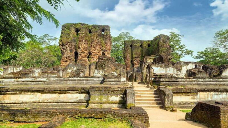 Kandy: Polonnaruwa and Sigiriya Private Day Tour - The Itinerary in Detail