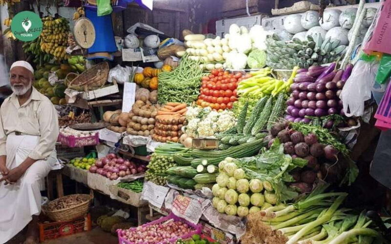 Kandy: Sightseeing WalkingTour Arround Kandy with LocalGuide - FAQs