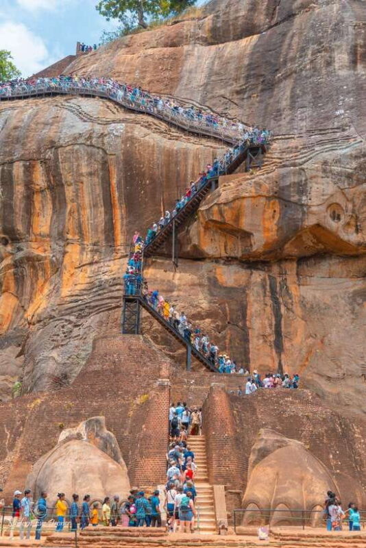 Kandy: Sigiriya Rock and Dambulla Cave Temple Private Tour - Why Choose This Tour?