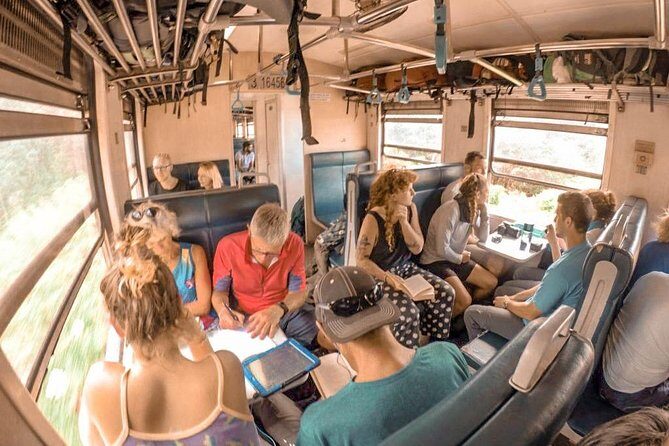 Kandy to Ella train ride on (Train No: 1005 "Podi Menike") - Key Points
