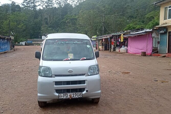 Kandy to Nallathanniya (Climb Adams Peak) - The Journey Begins: From Kandy to Hatton