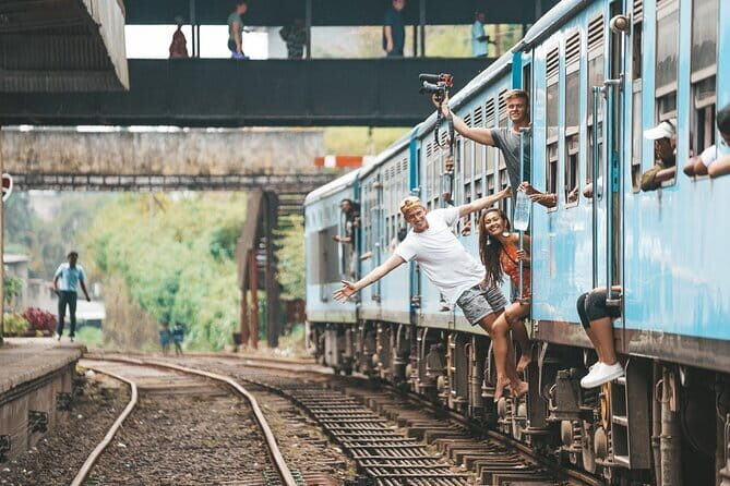 Kandy to Nuwaraeliya by Train Nuwaraeliya City Tour and Drop Ella - The Itinerary in Detail: What to Expect