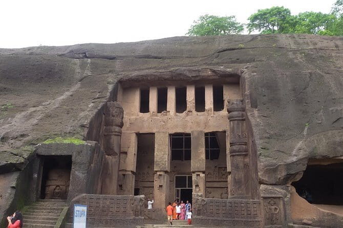 Kanheri Caves Guided Tour from Mumbai in a Private Car - Visiting the Kanheri Caves: What’s on Offer?