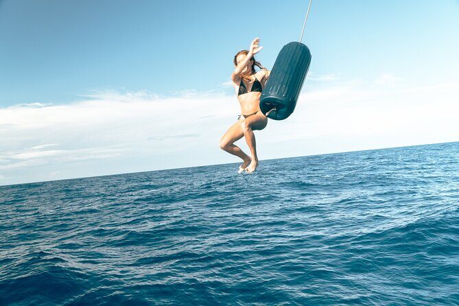 Kanoa Yacht Charter: 2-Hour Sail off Waikiki - The Sum Up