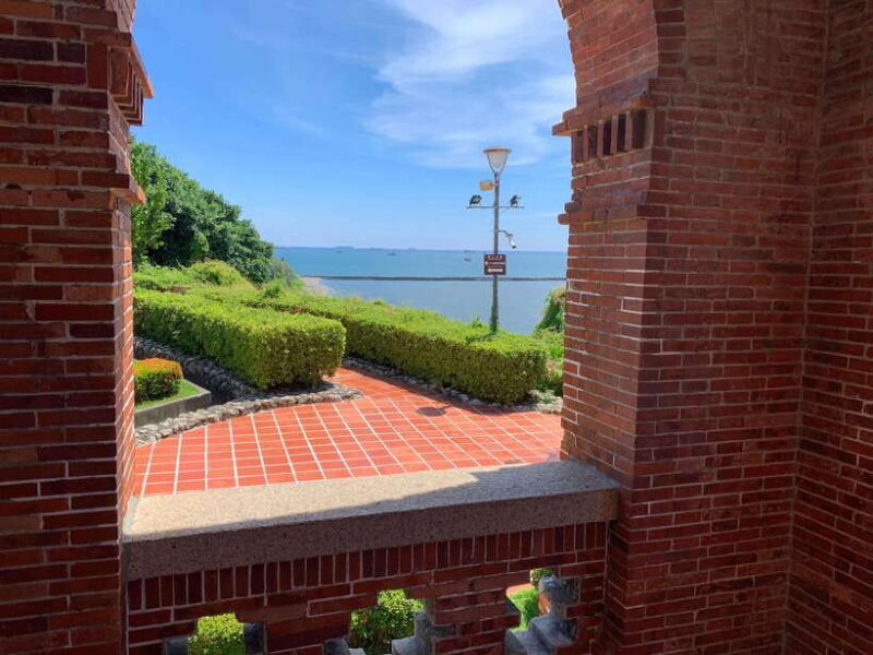 Kaohsiung: Highlights & Cultural Private Day Tour - Price and Value