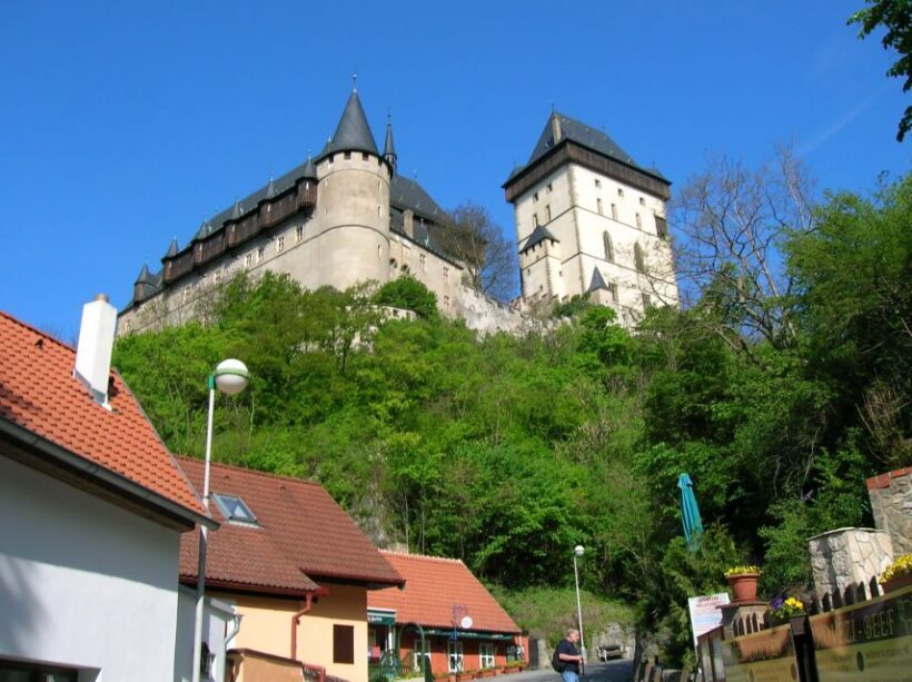 Karlstejn Castle & Crystal Manufactory - Private Tour - Why This Tour Works for Different Travelers