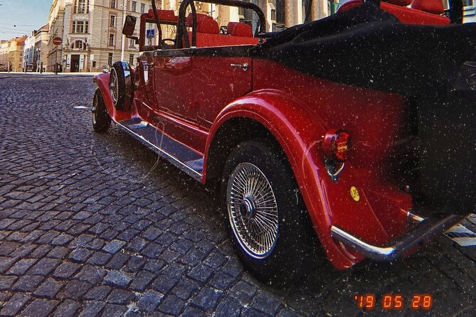 Karlstejn Castle in Vintage Convertible Car - Customer Feedback and Responsiveness