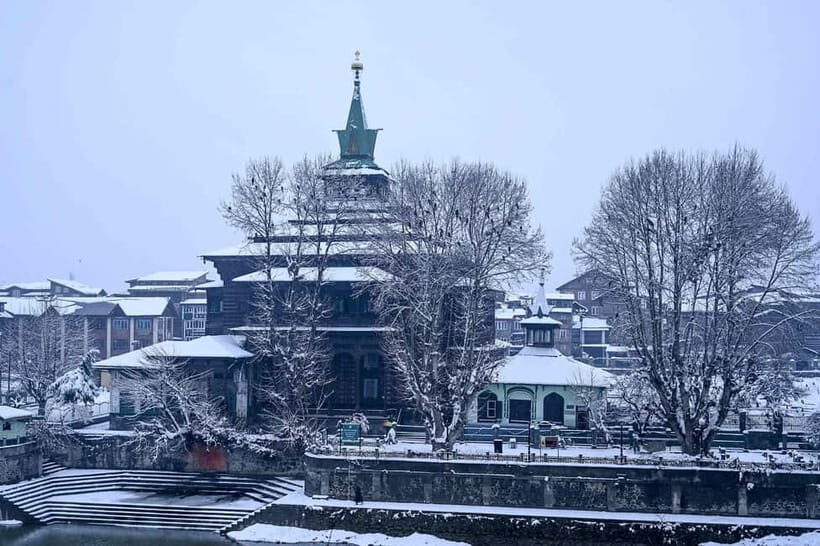 Kashmir Srinagar: 6-Day Tour Enchanting Serene Beauty - Practical Considerations for Travelers