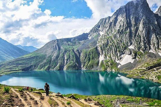 Kashmir With Delhi & Agra Northern Part of India - An Introduction to the Tour Experience