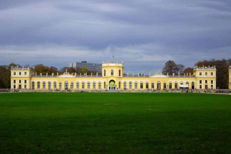 Kassel: Express Walk with a Local in 60 minutes - Practicalities and Tips