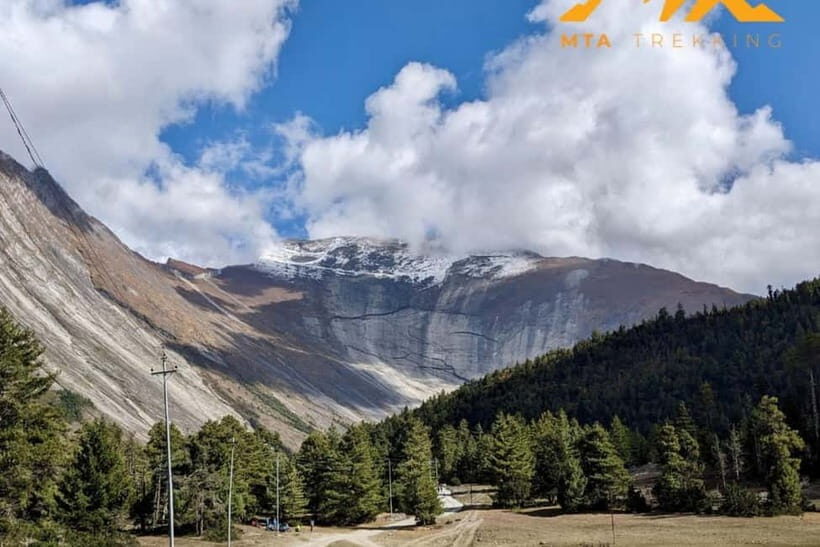 Kathmandu: 10-Day Annapurna Circuit Trek via Thorong La Pass - The Guides and Support