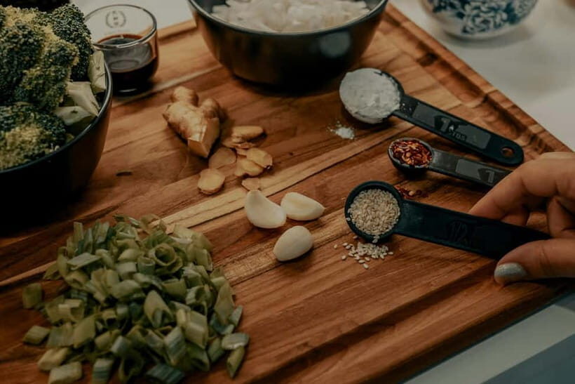 Kathmandu: Dining Experience at Local's Home & Cooking Demo - An Inside Look at the Kathmandu Dining Experience at a Locals Home