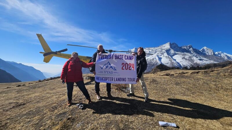 Kathmandu: Everest Helicopter Tour with Guaranteed Landing - Key Points