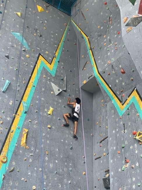 Kathmandu: Half Day Wall Climbing and Archery Experience - Analyzing the Value