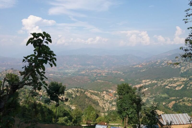 Kathmandu: Nagarkot Sunrise and Hike Tour to Changu Narayan - The Day Unfolds