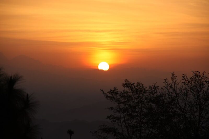 Kathmandu: Nagarkot Sunrise Tour with Day Hike - What Makes This Tour Special
