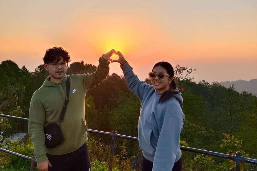 Kathmandu: Nagarkot Sunrise View and Day Hike with Lunch - An Introduction to the Nagarkot Sunrise and Day Hike Experience