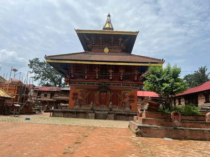 Kathmandu: Patan & Bhaktapur Durbar Square Sightseeing Tour - Who Should Consider This Tour?