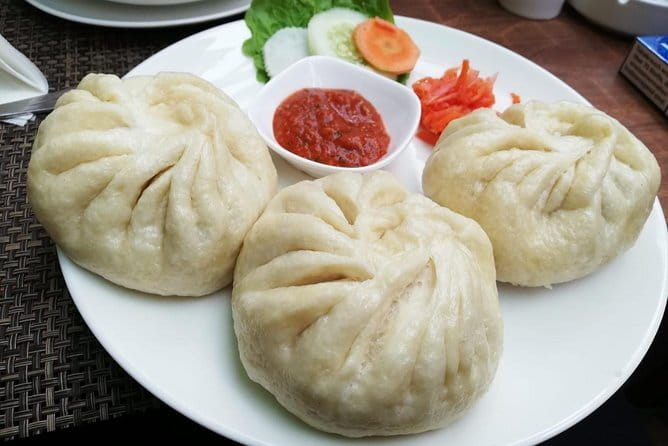 Kathmandu Rickshaw Food & Drink and Shopping Tour - Discovering Chhetrapati’s Hidden Gems